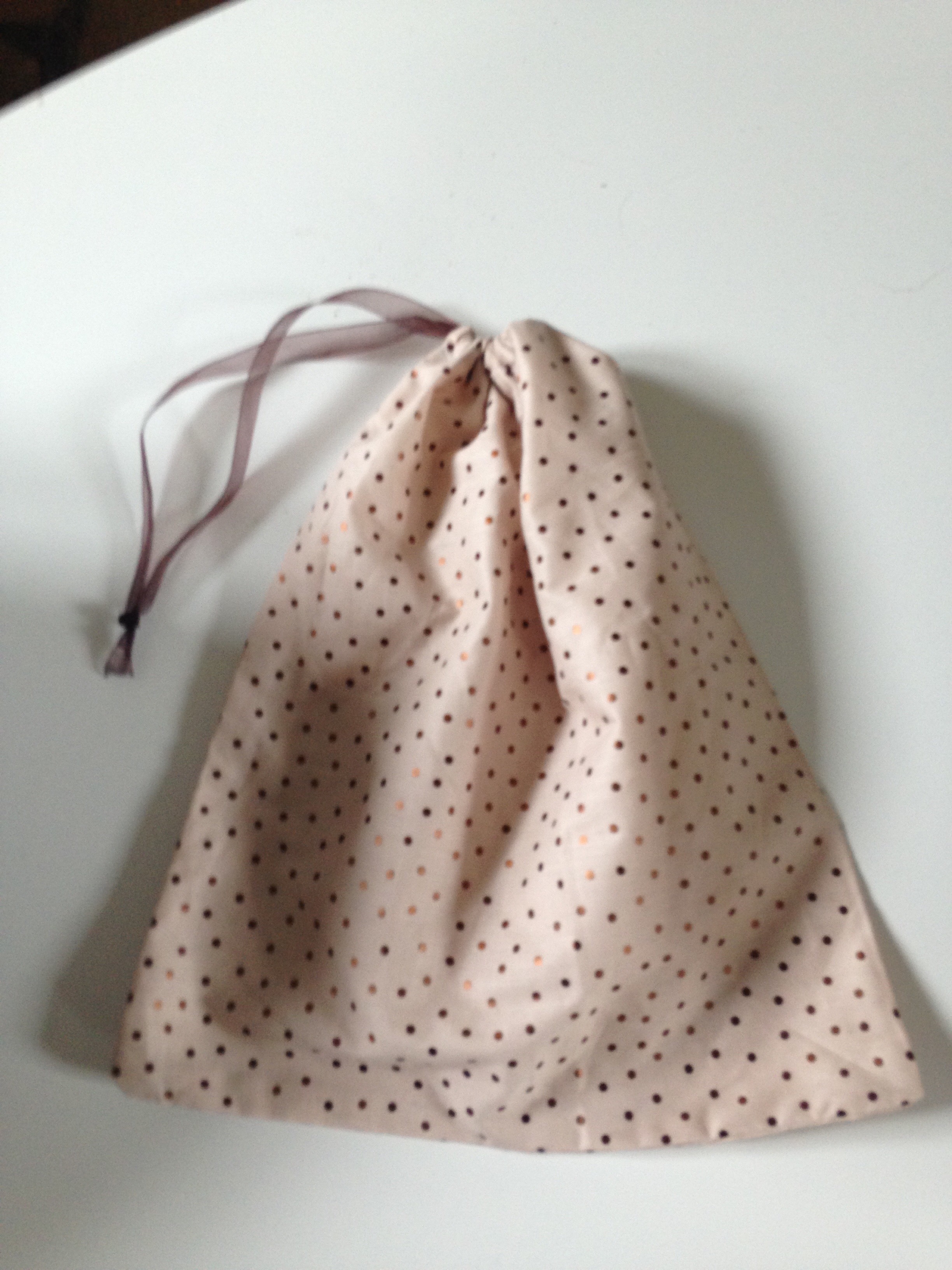 Grand Pochon beige à pois bronze – ANGE DES ETOILES